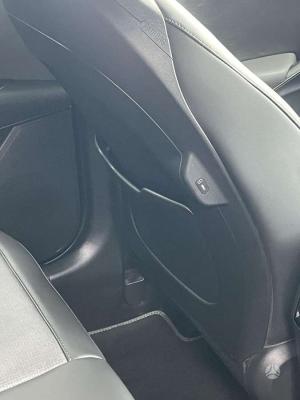 Melns Kia Niro 2025 Viļņa, ar dzinēja tilpumu 1.60 L un nobraukumu 25 tūkst. km par 22500 €, foto 22 vietnē AUTOMOTO.COM.LV