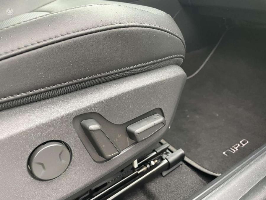 Melns Kia Niro 2025 Viļņa, ar dzinēja tilpumu 1.60 L un nobraukumu 25 tūkst. km par 22500 €, foto 27 vietnē AUTOMOTO.COM.LV