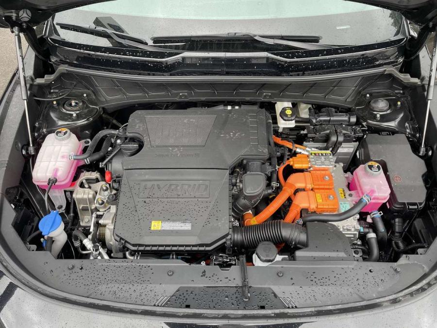 Melns Kia Niro 2025 Viļņa, ar dzinēja tilpumu 1.60 L un nobraukumu 25 tūkst. km par 22500 €, foto 28 vietnē AUTOMOTO.COM.LV