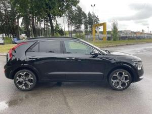 Melns Kia Niro 2025 Viļņa, ar dzinēja tilpumu 1.60 L un nobraukumu 25 tūkst. km par 22500 €, foto 32 vietnē AUTOMOTO.COM.LV