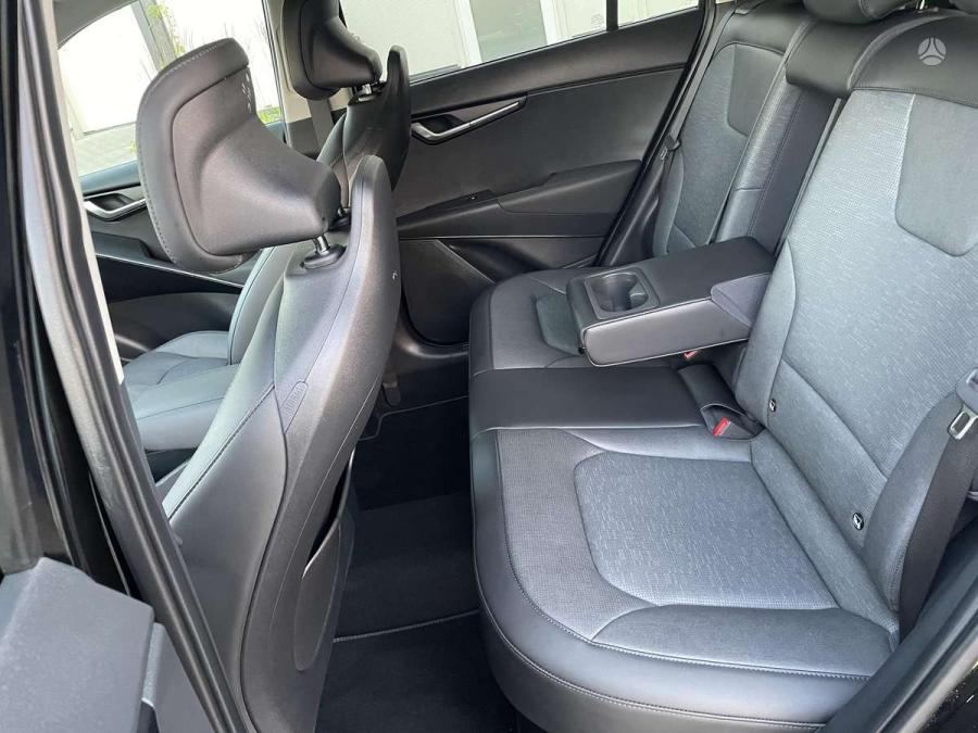 Melns Kia Niro 2025 Viļņa, ar dzinēja tilpumu 1.60 L un nobraukumu 25 tūkst. km par 22500 €, foto 44 vietnē AUTOMOTO.COM.LV