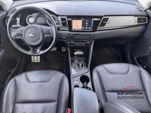 Black Kia Niro 2018 in Avizieniai, with an engine capacity of 1.60 L and mileage of 123 thousand km for 11950 €, photo 7 on AUTOMOTO.COM.LV
