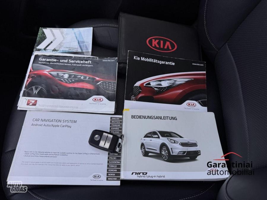 Black Kia Niro 2018 in Avizieniai, with an engine capacity of 1.60 L and mileage of 123 thousand km for 11950 €, photo 35 on AUTOMOTO.COM.LV