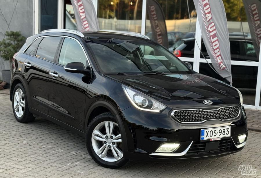 Melns Kia Niro 2018 Radviliškis, ar dzinēja tilpumu 1.60 L un nobraukumu 238 tūkst. km par 10650 €, foto 3 vietnē AUTOMOTO.COM.LV
