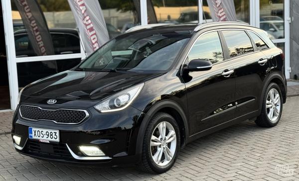 Черный Киа Niro 2018 в Радвилишкис, объемом двигателя 1.60 л и пробегом 238 тыс. км за 10650 €, фото 3 на AUTOMOTO.COM.LV
