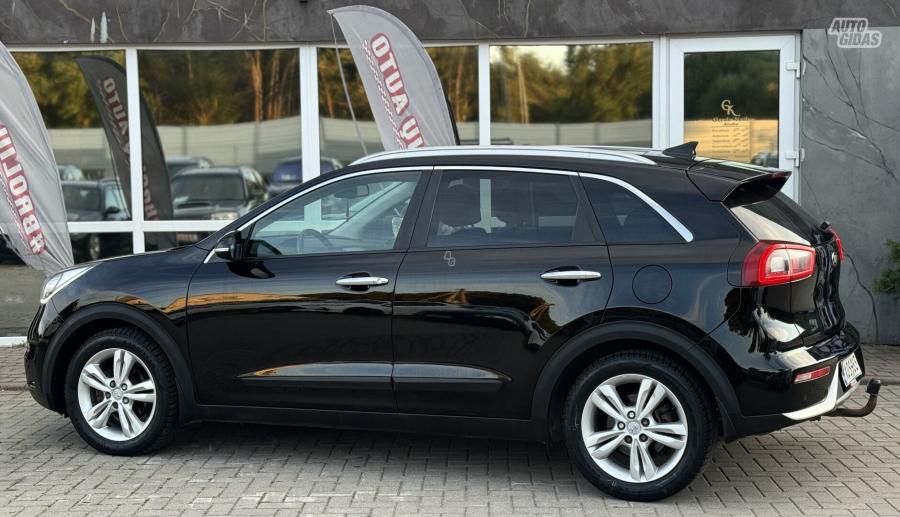 Melns Kia Niro 2018 Radviliškis, ar dzinēja tilpumu 1.60 L un nobraukumu 238 tūkst. km par 10650 €, foto 10 vietnē AUTOMOTO.COM.LV