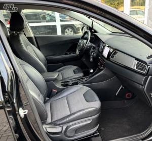 Melns Kia Niro 2018 Radviliškis, ar dzinēja tilpumu 1.60 L un nobraukumu 238 tūkst. km par 10650 €, foto 20 vietnē AUTOMOTO.COM.LV