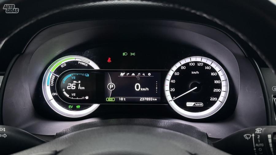 Melns Kia Niro 2018 Radviliškis, ar dzinēja tilpumu 1.60 L un nobraukumu 238 tūkst. km par 10650 €, foto 22 vietnē AUTOMOTO.COM.LV