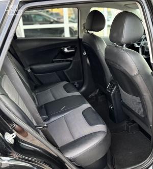 Melns Kia Niro 2018 Radviliškis, ar dzinēja tilpumu 1.60 L un nobraukumu 238 tūkst. km par 10650 €, foto 35 vietnē AUTOMOTO.COM.LV