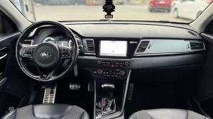 Черный Киа Niro 2018 в Радвилишкис, объемом двигателя 1.60 л и пробегом 238 тыс. км за 10650 €, фото 19 на AUTOMOTO.COM.LV