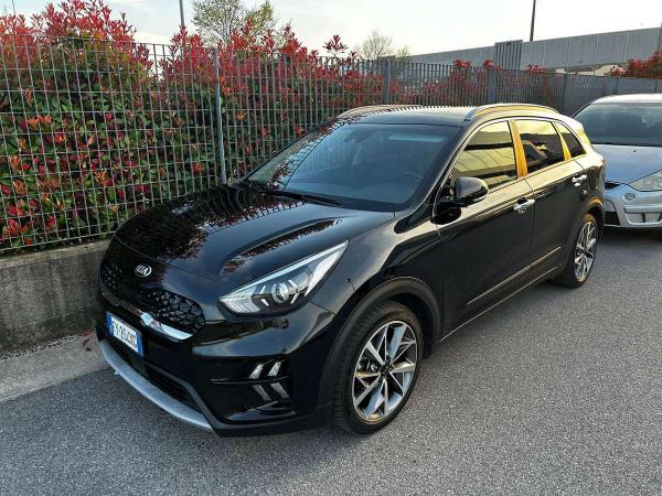 Melns Kia Niro 2020 Kauņa, ar dzinēja tilpumu 1.60 L un nobraukumu 165 tūkst. km par 14400 €, foto 1 vietnē AUTOMOTO.COM.LV