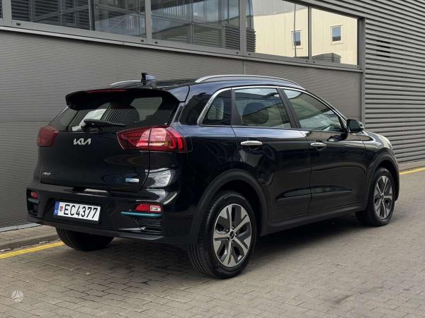 Melns Kia Niro 2021 Viļņa, ar dzinēja tilpumu 0.00 L un nobraukumu 55 tūkst. km par 16500 €, foto 3 vietnē AUTOMOTO.COM.LV