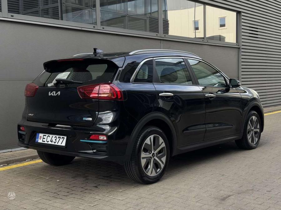 Melns Kia Niro 2021 Viļņa, ar dzinēja tilpumu 0.00 L un nobraukumu 55 tūkst. km par 16500 €, foto 4 vietnē AUTOMOTO.COM.LV