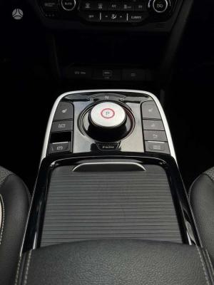 Melns Kia Niro 2021 Viļņa, ar dzinēja tilpumu 0.00 L un nobraukumu 55 tūkst. km par 16500 €, foto 21 vietnē AUTOMOTO.COM.LV