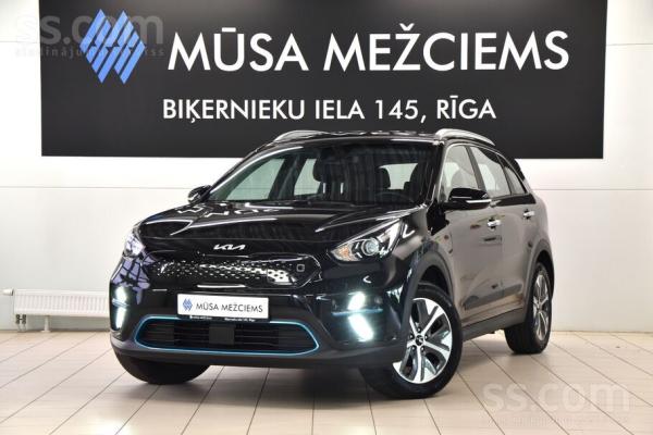 Черный Киа Niro 2022 в Рига, объемом двигателя 0.00 л и пробегом 19 тыс. км за 23990 €, фото 1 на AUTOMOTO.COM.LV