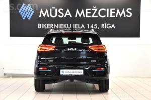 Melns Kia Niro 2022 Rīga, ar dzinēja tilpumu 0.00 L un nobraukumu 19 tūkst. km par 23990 €, foto 8 vietnē AUTOMOTO.COM.LV