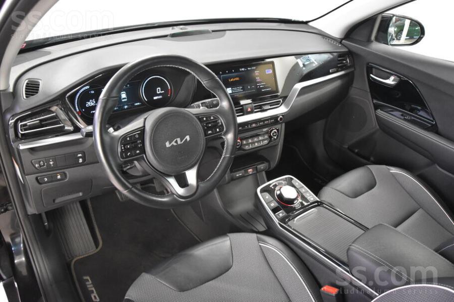 Melns Kia Niro 2022 Rīga, ar dzinēja tilpumu 0.00 L un nobraukumu 19 tūkst. km par 23990 €, foto 13 vietnē AUTOMOTO.COM.LV