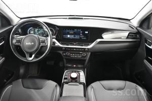 Melns Kia Niro 2022 Rīga, ar dzinēja tilpumu 0.00 L un nobraukumu 19 tūkst. km par 23990 €, foto 14 vietnē AUTOMOTO.COM.LV
