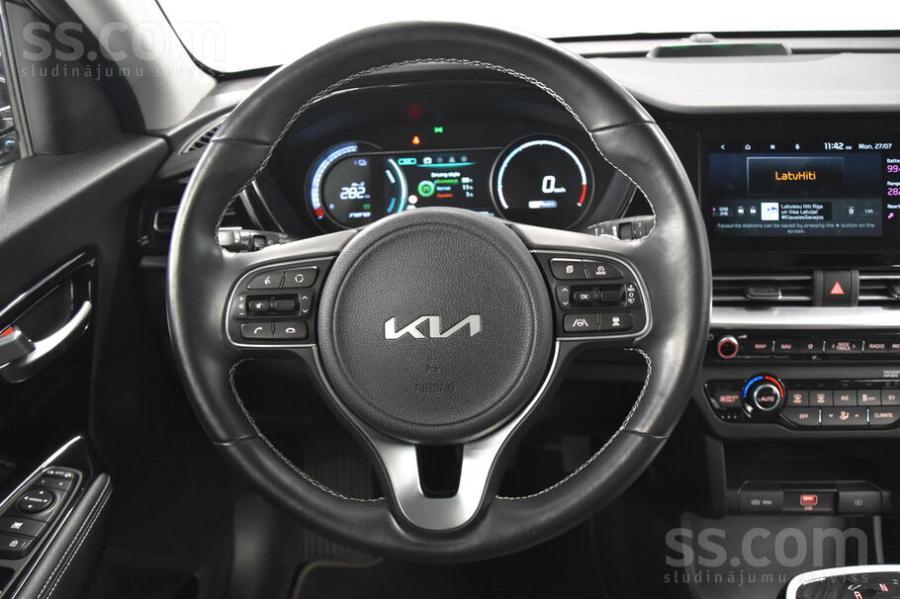 Melns Kia Niro 2022 Rīga, ar dzinēja tilpumu 0.00 L un nobraukumu 19 tūkst. km par 23990 €, foto 25 vietnē AUTOMOTO.COM.LV