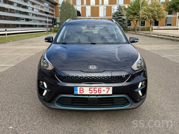Melns Kia Niro 2022 Rīga, ar dzinēja tilpumu 0.00 L un nobraukumu 121 tūkst. km par 20500 €, foto 3 vietnē AUTOMOTO.COM.LV