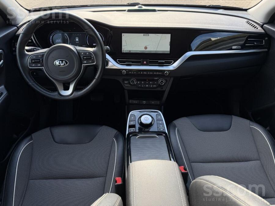 Melns Kia Niro 2022 Rīga, ar dzinēja tilpumu 0.00 L un nobraukumu 121 tūkst. km par 20500 €, foto 16 vietnē AUTOMOTO.COM.LV