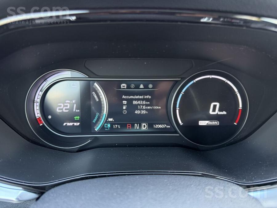 Melns Kia Niro 2022 Rīga, ar dzinēja tilpumu 0.00 L un nobraukumu 121 tūkst. km par 20500 €, foto 26 vietnē AUTOMOTO.COM.LV