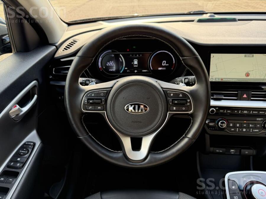 Melns Kia Niro 2022 Rīga, ar dzinēja tilpumu 0.00 L un nobraukumu 121 tūkst. km par 20500 €, foto 27 vietnē AUTOMOTO.COM.LV