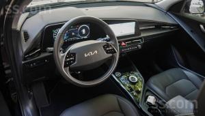 Melns Kia Niro 2023 Rīga, ar dzinēja tilpumu 1.60 L un nobraukumu 45 tūkst. km par 26950 €, foto 15 vietnē AUTOMOTO.COM.LV