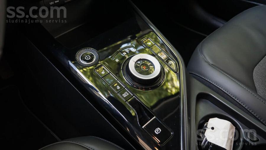 Melns Kia Niro 2023 Rīga, ar dzinēja tilpumu 1.60 L un nobraukumu 45 tūkst. km par 26950 €, foto 16 vietnē AUTOMOTO.COM.LV