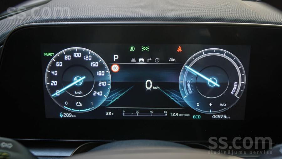 Melns Kia Niro 2023 Rīga, ar dzinēja tilpumu 1.60 L un nobraukumu 45 tūkst. km par 26950 €, foto 18 vietnē AUTOMOTO.COM.LV
