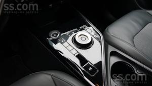 Black Kia Niro 2023 in Riga, with an engine capacity of 0.00 L and mileage of 108 thousand km for 26450 €, photo 17 on AUTOMOTO.COM.LV