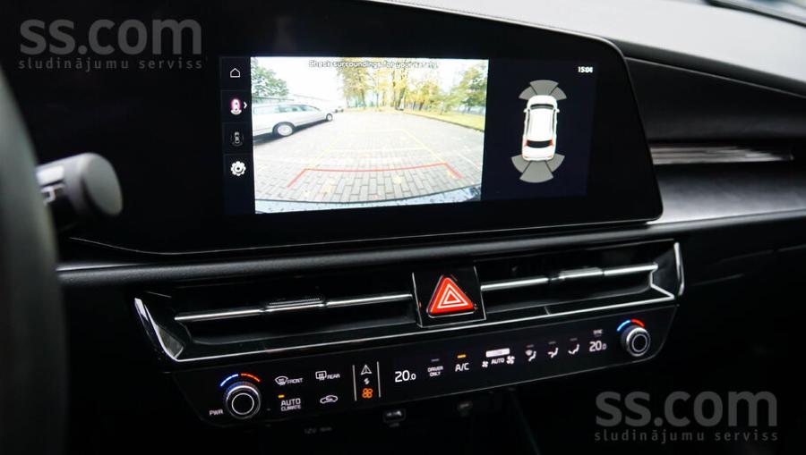 Black Kia Niro 2023 in Riga, with an engine capacity of 0.00 L and mileage of 108 thousand km for 26450 €, photo 22 on AUTOMOTO.COM.LV