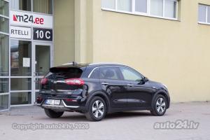 Черный Киа Niro 2017 в Таллин, объемом двигателя 1.60 л и пробегом 150 тыс. км за 10490 €, фото 3 на AUTOMOTO.COM.LV