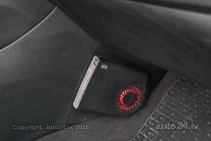 Черный Киа Niro 2017 в Таллин, объемом двигателя 1.60 л и пробегом 150 тыс. км за 10490 €, фото 19 на AUTOMOTO.COM.LV