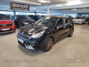 Melns Kia Niro 2018 Tartu, ar dzinēja tilpumu 1.60 L un nobraukumu 103 tūkst. km par 17990 €, foto  vietnē AUTOMOTO.COM.LV