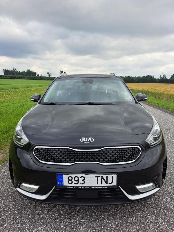 Черный Киа Niro 2018 в Тарту, объемом двигателя 1.60 л и пробегом 120 тыс. км за 15990 €, фото 2 на AUTOMOTO.COM.LV