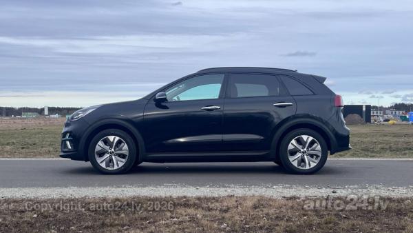Melns Kia Niro 2019 Tallina, ar dzinēja tilpumu 0.00 L un nobraukumu 191 tūkst. km par 17200 €, foto 5 vietnē AUTOMOTO.COM.LV