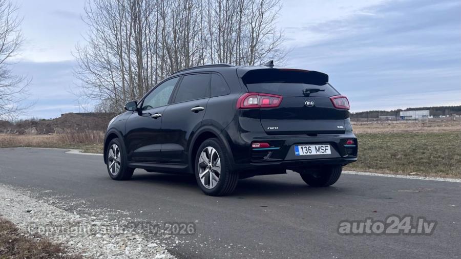 Melns Kia Niro 2019 Tallina, ar dzinēja tilpumu 0.00 L un nobraukumu 191 tūkst. km par 17200 €, foto 6 vietnē AUTOMOTO.COM.LV