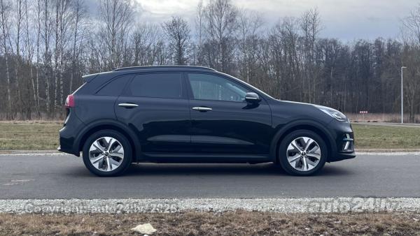Melns Kia Niro 2019 Tallina, ar dzinēja tilpumu 0.00 L un nobraukumu 191 tūkst. km par 17200 €, foto 9 vietnē AUTOMOTO.COM.LV