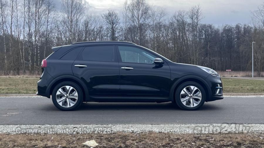Melns Kia Niro 2019 Tallina, ar dzinēja tilpumu 0.00 L un nobraukumu 191 tūkst. km par 17200 €, foto 9 vietnē AUTOMOTO.COM.LV