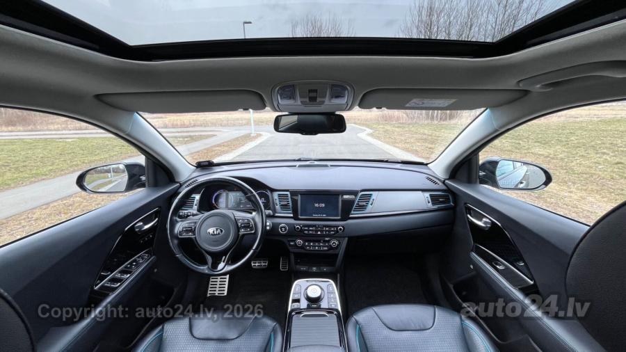 Melns Kia Niro 2019 Tallina, ar dzinēja tilpumu 0.00 L un nobraukumu 191 tūkst. km par 17200 €, foto 18 vietnē AUTOMOTO.COM.LV