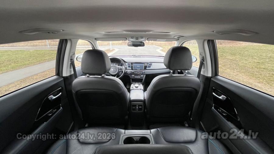 Melns Kia Niro 2019 Tallina, ar dzinēja tilpumu 0.00 L un nobraukumu 191 tūkst. km par 17200 €, foto 19 vietnē AUTOMOTO.COM.LV