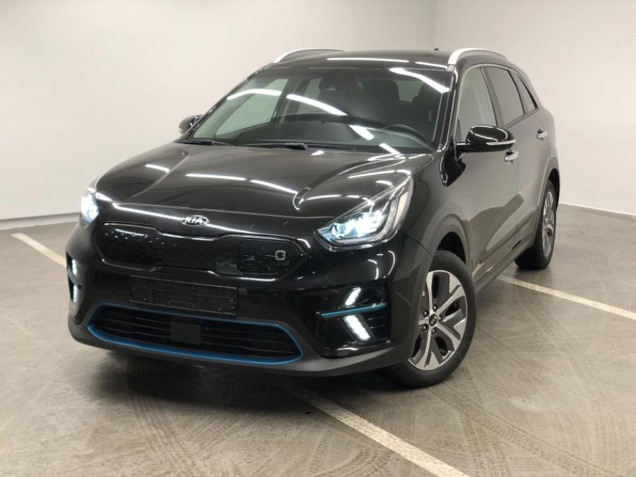 Melns Kia Niro 2020 Rīga, ar dzinēja tilpumu 0.00 L un nobraukumu 68 tūkst. km par 21900 €, foto 1 vietnē AUTOMOTO.COM.LV