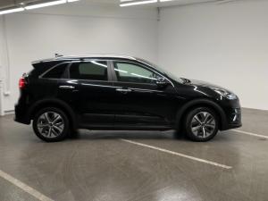 Melns Kia Niro 2020 Rīga, ar dzinēja tilpumu 0.00 L un nobraukumu 68 tūkst. km par 21900 €, foto 14 vietnē AUTOMOTO.COM.LV