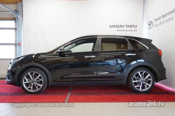 Melns Kia Niro 2022 Tartu, ar dzinēja tilpumu 1.60 L un nobraukumu 66 tūkst. km par 19590 €, foto 3 vietnē AUTOMOTO.COM.LV
