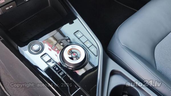 Melns Kia Niro 2023 Tartu, ar dzinēja tilpumu 1.60 L un nobraukumu 25 tūkst. km par 24990 €, foto 10 vietnē AUTOMOTO.COM.LV