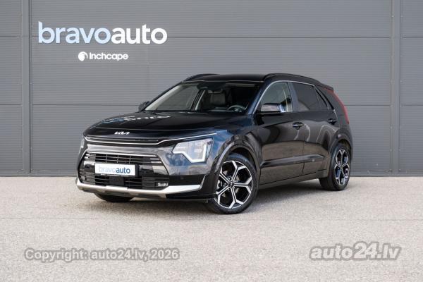 Черный Киа Niro 2023 в Тарту, объемом двигателя 1.80 л и пробегом 17 тыс. км за 26900 €, фото 1 на AUTOMOTO.COM.LV