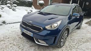 Zils Kia Niro 2016 Kauņa, ar dzinēja tilpumu 1.59 L un nobraukumu 133 tūkst. km par 11450 €, foto 31 vietnē AUTOMOTO.COM.LV