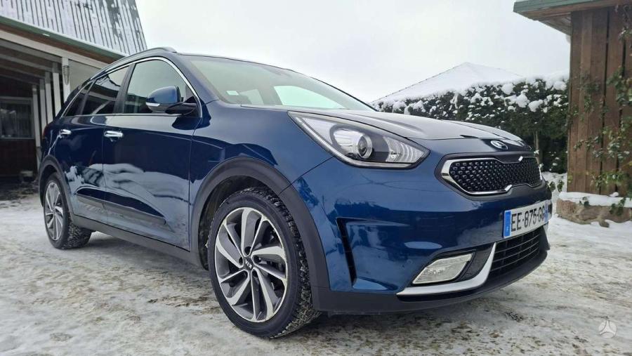 Zils Kia Niro 2016 Kauņa, ar dzinēja tilpumu 1.59 L un nobraukumu 133 tūkst. km par 11450 €, foto 32 vietnē AUTOMOTO.COM.LV