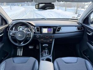 Blue Kia Niro 2017 in Vilnius, with an engine capacity of 1.59 L and mileage of 120 thousand km for 11900 €, photo 16 on AUTOMOTO.COM.LV